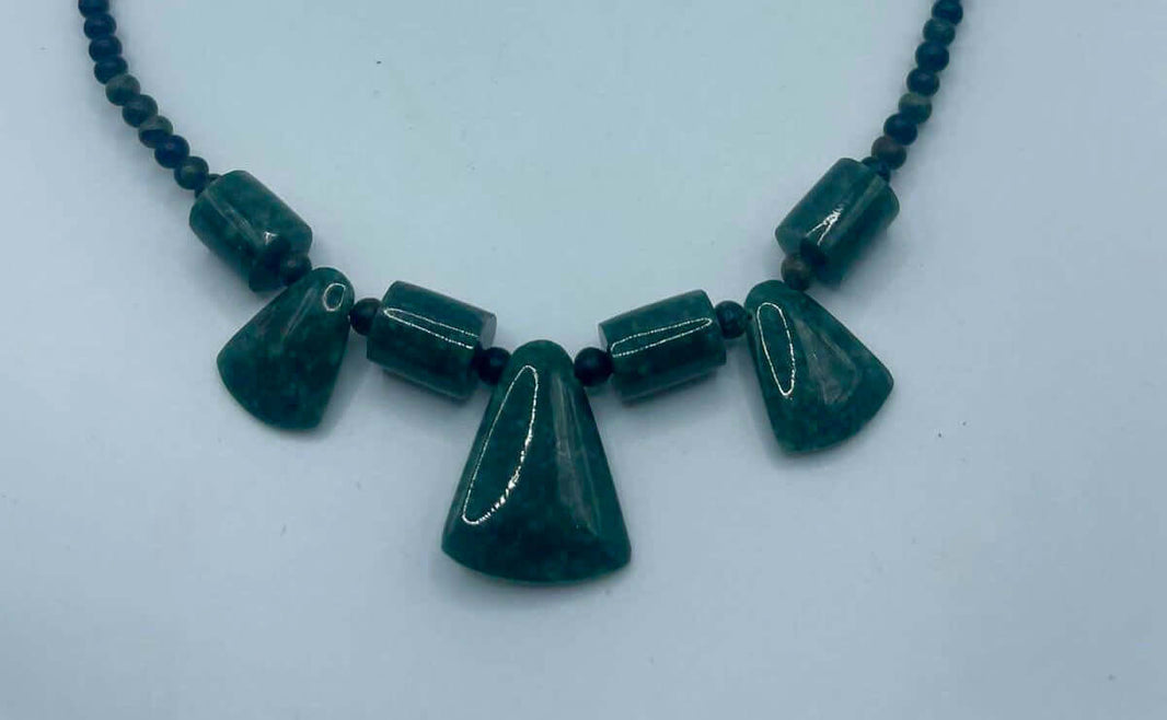 Mayan Jewelry - Guatemalan Jade beads & serpentine - Precolombian Styl ...